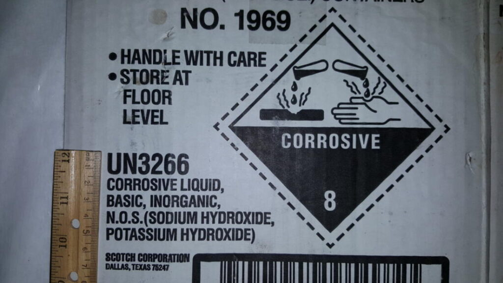 UN3266 Identification Number Marking - Daniels Training Services